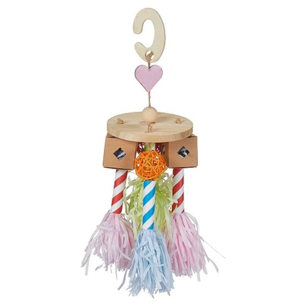 ケージの中が華やぐかわいいおもちゃです。クルクル回す、ラタンボールの中におやつを入れ探す、カラフルな紙のおもちゃをかじって壊す。３つの遊び方が出来ます。メーカー/マルカンサイズ/幅約10x奥約10x高約26cm適応鳥種/小型〜中型鳥素材/天...