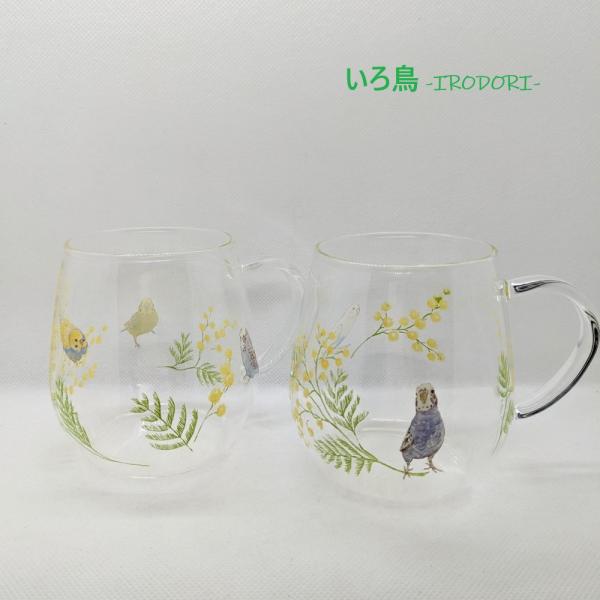 耐熱ガラスのマグカップ2個セットです。HARIO製（日本製）。電子レンジ、食洗機OK。ホットでもアイスでもシーンを選ばずお使いいただけます。ハリオの箱入りでギフトにもお使いいただけます。 サイズ：約　幅116×奥行85×高さ90mm