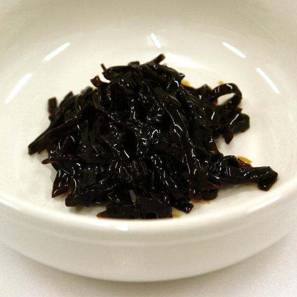 しその風味が効いた、細くカットした昆布です！しその風味が昆布を優しく包んで、昆布の美味しさを引き出します。