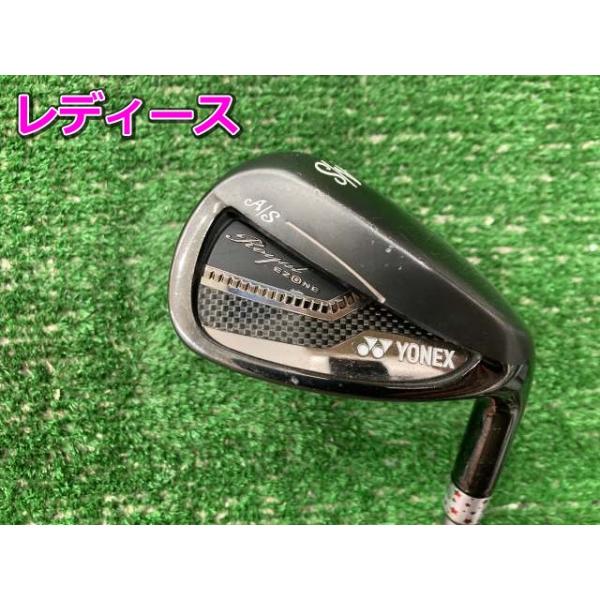 ■種別：レディースウェッジ　■メーカー：ヨネックス■モデル：Royal EZONE 2017　■シャフト：Dolphin DP-151※リシャフト※■フレックス：L　■ロフト：50■本数：1　■番手：AS■長さ：34.625　■クラブ重量：...