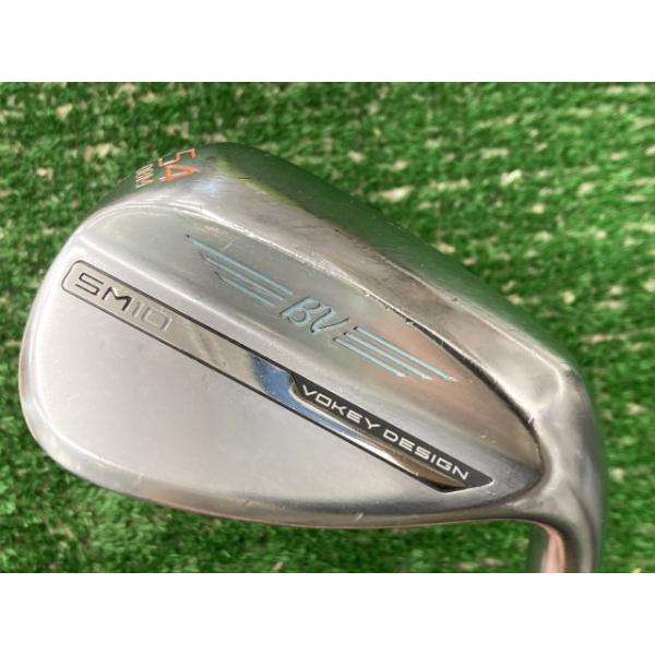 ■種別：ウェッジ　■メーカー：タイトリスト■モデル：ボーケイSM10 Tour Chrome 54-08M　■シャフト：DG(JP)■フレックス：S200　■ロフト：54■本数：1　■番手：54■長さ：35.25　■クラブ重量：472■ライ...