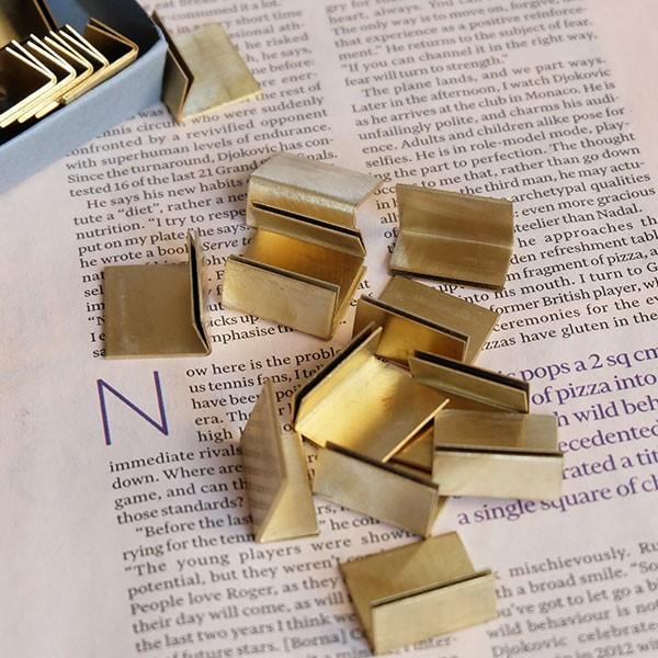 真鍮（BRASS)は美しさ、重厚さを兼ね備えた素材です。使い込むほどに味わいのある色調に変化していく過程を楽しめ、抗菌、殺菌作用もあります。-----------------------------------------●商品名 : BR...