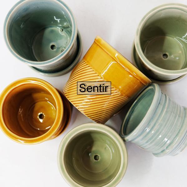 光沢のある釉薬で鮮やかな表面にしあげた陶器鉢（セラミック鉢）Sentirシリーズ！-----------------------------------------●商品名 :Sentir ●内容 : 本体×1、ソーサー×１●素材 : セラ...