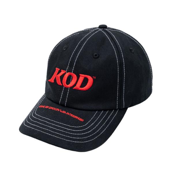 “世界一の Digger” と称される KING OF DIGGIN’、DJ MURO とのコラボレーション SNAP BACK。ファストフードチェーンのユニフォーム Cap をイメージしたスナップバックで、フロント／バイザー／後部サイドに...