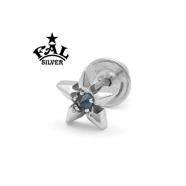 ブランドFAL / Fuck Around Lewisite / ファックアラウンドルイサイト商品名ゴシックスターSピアス説明文鏡面とエッジ、ストーンで構成された小振りなピアスです。シンボルとなる星をゴシックのデザインが持つ力強さで表現し、...