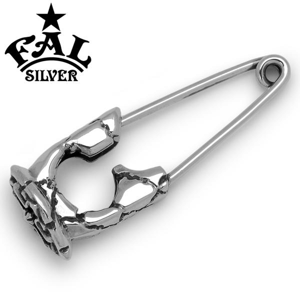 ブランド名FALFuck Around Lewisiteファックアラウンドルイサイト商品名アンダーテイカーアーミングピンピアス　FA-PE-0038説明文葬儀人を意味し、ヴァンパイアが人間を闇に葬るというテーマから創られたF.A.Lの代表モ...