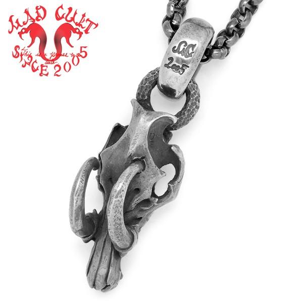 ブランドMAD CULT / マッドカルト商品名Babirusa Skull without jaw / バビルサスカル　下顎無しサイズ縦 約56mm横 約16mm素材シルバー925在庫について掲載商品は店舗でも販売しており、店頭にて売り違...