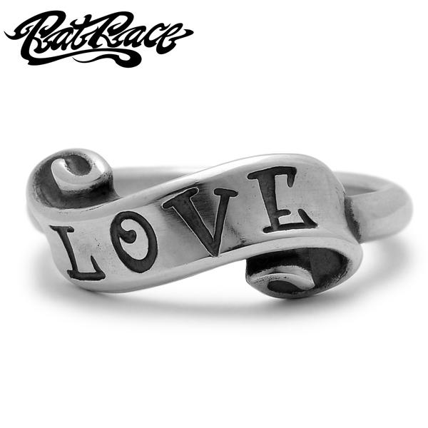 ブランドRatRace / ラットレース商品名Sweet Little Ribbon Ring LOVE / スウィートリトルリボンリング ラブ説明文ラットレースの中で最も細身のリボンリングになり、表にはLOVE、裏にはHATEの文字が刻ま...