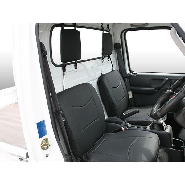 適合車種キャリイトラック DA63T 前期 (H14.5〜H24.4) KU / KC に適合致します。車種別専用設計にて、フィット感は抜群です。素材はPVCレザーと低反発スポンジを使用しております。※取り付けは座席、ヘッドレストの取り外し...