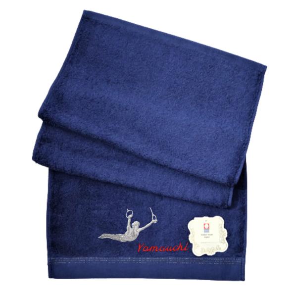 男子体操のシルエット刺繍　第2弾「あん馬」に続いて「吊り輪」になります。誕生日プレゼントや卒部の記念品・チームでお揃いなど、用途色々な商品です。個性的なデザインと名入れ刺繍なので、特別感もございます。使用するタオルは、世界的に評価された高品...