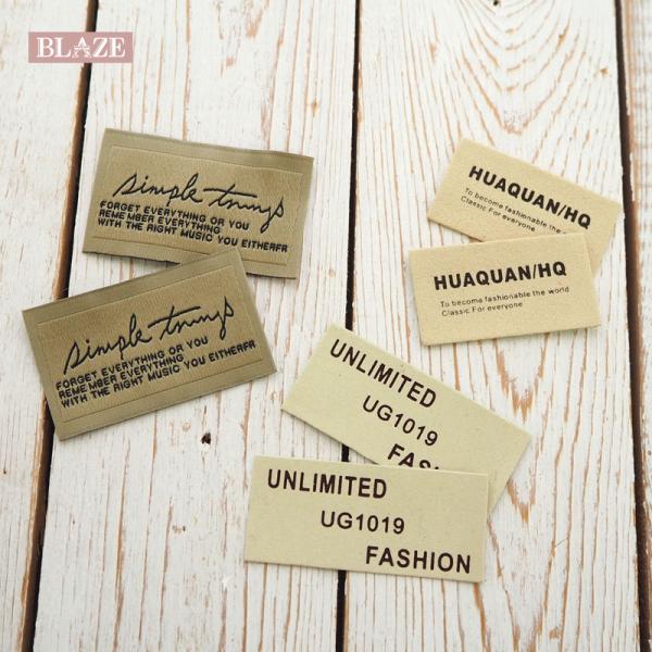 ▼商品詳細▼【デザイン】 A＜simple＞・B＜HQ＞・C＜UNLIMITED＞【サイズ】画像参照【入数】2枚入り【材質】ポリエステル【原産国】中国【スタッフのコメント】付けるだけで簡単に作品のクオリティがグレードアップする高品質タグ♪ハ...