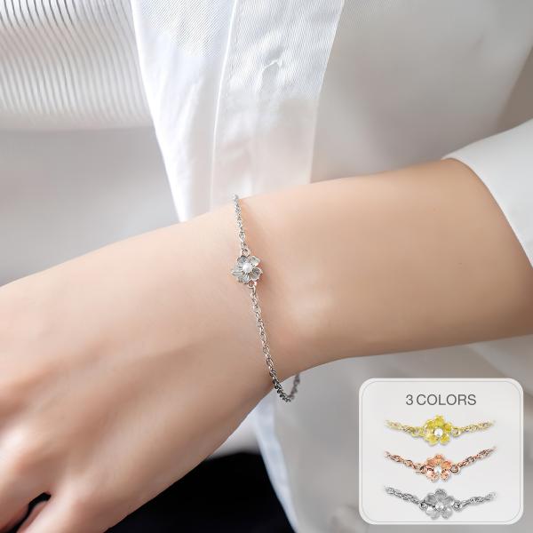 【BLESS サクラブロッサムブレスレット(S) LSB-001-003】可憐な桜モチーフに、中心のパールが上品な艶めきを添える ブレスレット。繊細なチェーンに小ぶりのフラワーがきらりと映え、手元をさりげなく華やかに見せてくれます。花びらの...