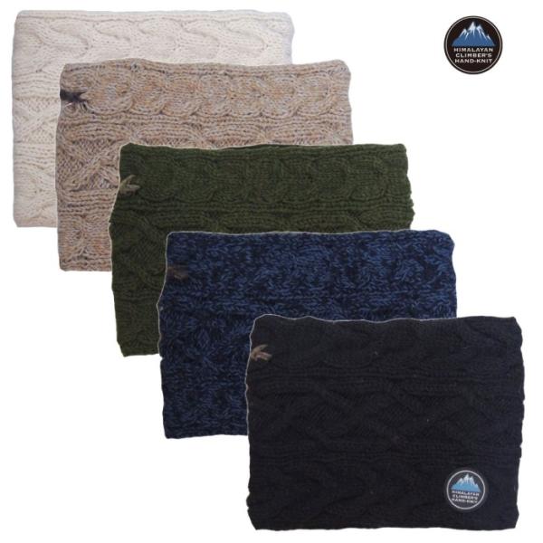 ハンドメイドのボリューム満点のケーブル編みが存在感あるスヌード(ネックウォーマー)です。裏地にはマイクロフリースを配して保温性抜群です。●HIMALAYAN CLIMBER'S HAND-KNITとはヒマラヤの玄関口、ネパールにて１枚すつ手...