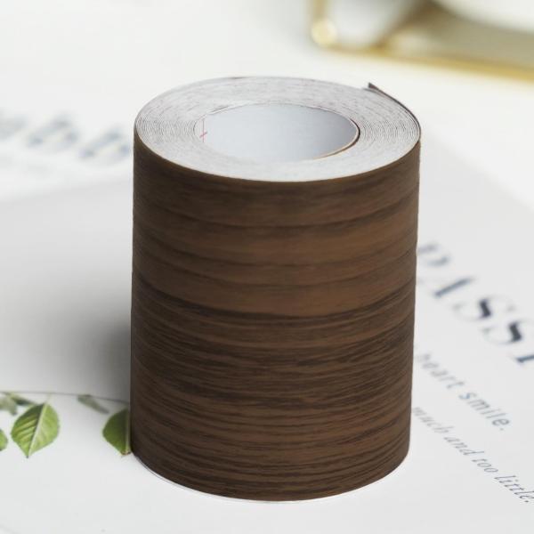 【商品情報】サイズ：幅6cm×長さ500cm、素材：ＰＶＣ。ナチュラルでリアルな木目調壁紙シール は、高級感と立体感が溢れで、部屋を明るく快適に見せることができます。【多用途な壁紙】壁紙シール は 補修テープ として適用範囲が幅広い、滑らか...