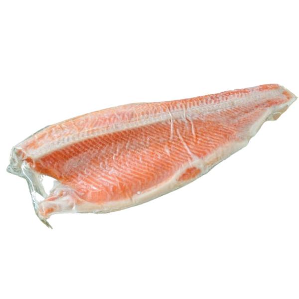 鮭の中では一番脂のりが良いとされるチリ産養殖銀鮭のフィレ、塩水漬けの甘口です。銀鮭は、身が柔らかいく旨みのある味わいで、身は濃いオレンジ色なので皿にも映えもします。また、加熱すると身がふっくらとするので、塩焼きやムニエル、バター焼きなどに最...