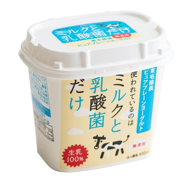 良質な生乳に乳酸菌をだけを添加し、加温し作りました。普通ヨーグルト類は、多数の添加物が表示されているものが多く、プレーンなものにも粉乳は使われています。生乳100％ですのでまろやかな自然の味が楽しめます。原材料：生乳100％メーカー：東毛酪農　