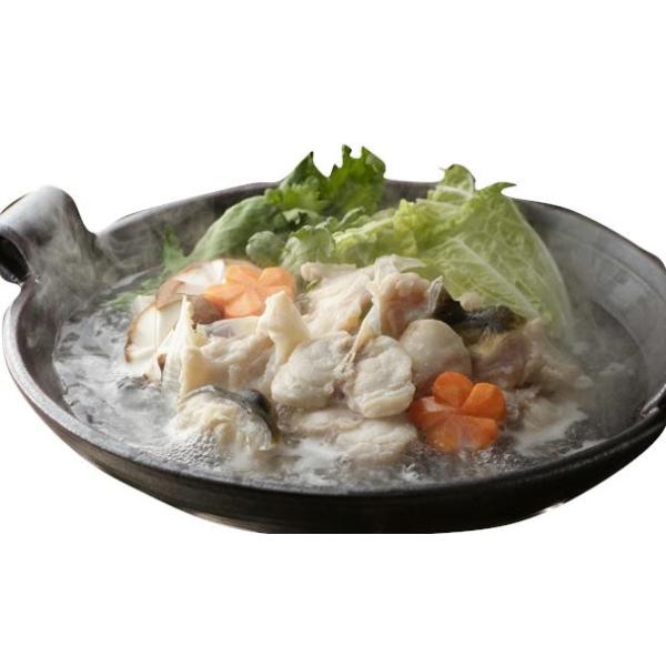 「福を呼ぶフク」と称される鍋の王様「ふぐちり」をご堪能ください。トラフグ（養殖）とマフグ（天然）をセットにしました。原材料：トラフグ国産（養殖）、マフグ国産（天然）お召し上がり方：事前にフグを解凍して、お鍋に水６００〜８００ｃｃを加え火にか...