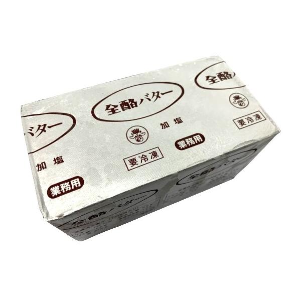 東北地区を始めとする生産地の新鮮で良質な生乳から作られた白いバターです。素材のおいしさを引き立てるまろやかな風味です。原材料名：生乳、食塩内容量　：450g保存方法：冷凍製造者　：全国酪農協同組合連合会　　　　　北福岡工場　岩手県二戸市石切...