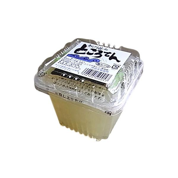 主原料に国内産の安心できる天草を使用しています。昔ながらの製法で、天草から時間をかけて煮あげています。寒天粉でつくったところてんとは風味が違います。黒みつのタレは、沖縄産の黒糖みつです。原材料：ところてん【天草(国産)、米酢】添付：黒みつ（...
