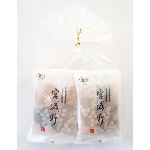 国内産有機もち米使用の7種のこだわりおかきを、食べきりサイズの個包装にお入りしました（1袋16g）。７つの味（海苔羽衣、白双付(ざらめ)、玄米揚げ醤油、玄米揚げ塩、アオサあられ、甘辛落花、黒糖かりん）の雅な味の名品です。昭和10年、東京下町...