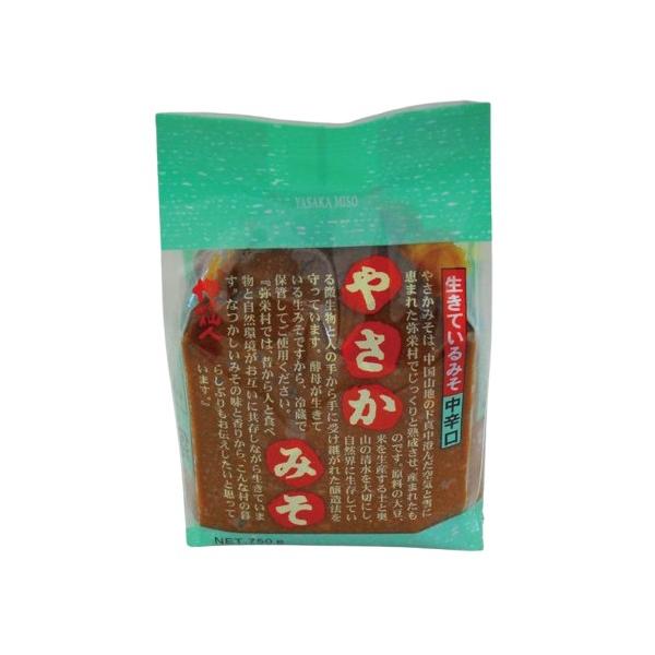 国産100％の原料で遺伝子組み換えをした大豆は一切使用していません。自然を大切にする村の暮らしを守りつづける弥栄町。標高550ｍの高冷地に位置する起伏のとんだ棚田で、水稲・大豆・麦などの味噌の原料になる穀類を輪作しています。豊かな自然環境を...