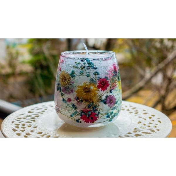 ドライフラワーをゼリーキャンドルで閉じ込めた、シーナリーキャンドル/Scenery candle！ゼリーキャンドルは透明なので、まるでハーバリウムのようにドライフラワーが綺麗に見えます。内側のキャンドルは、ソイワックスを使ってます。大豆10...