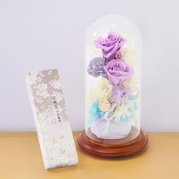 ＜内容量＞・お供えガラスドームプリザーブドフラワー（直径11.5cm×高さ22cm）・線香（縦×横×奥：約15cm×約5cm×約3cm）※写真はイメージです。※商品パッケージのデザインは変更となる可能性がございます。あらかじめご了承ください...