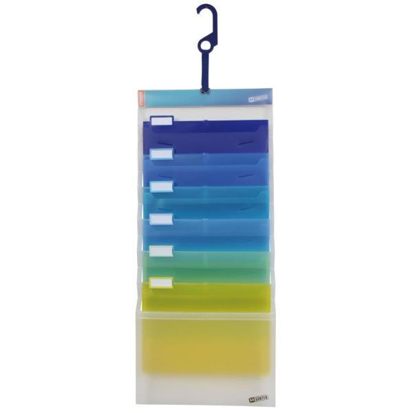 【商品概要】しまいたいときには折りたためる、壁掛け収納ファイル。整理したポケット一つずつも取り外し可能。引っ掛けて吊り下げればすき間にも使えるので、場所を取らずに書類をすっきりと整理できます。開いているときは吊り下げられ、閉じるとブリーフケ...