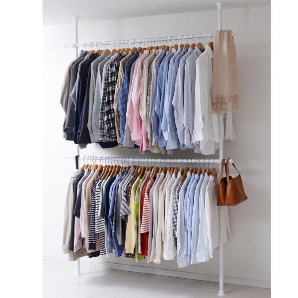 【商品概要】本体サイズ:幅90~160×奥行10×高さ190~260cm本体重量:3.8kg材質:スチール(粉体塗装)、ポリプロピレン、ABS樹脂原産国:韓国収納目安:シャツ約90着(1段あたり約45着)全体耐荷重:60kg(1段あたり30...