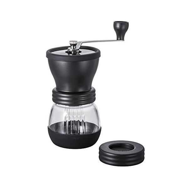 【商品概要】手挽きコーヒーミルは全てセラミック製の臼を使用しています。材質:本体/耐熱ガラス、ガラス用フタ・ホッパー・ハンドルツマミ/ポリプロピレン、臼/セラミック、ハンドル一式/ステンレス、滑り止めカバー・ホッパー用フタ/シリコーンゴム食...
