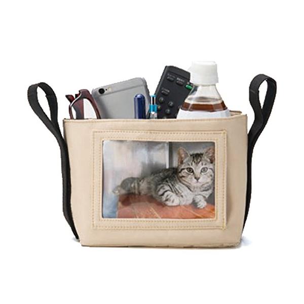 【商品概要】サイズ:W235mm×D85mm×H210mm 偏光板部分厚1.5mm材質:本体ポリエステル、表窓:PVC【商品説明】説明ベッドの手すりにマジックテープで取り付けることのできる小物収納ポーチ。スマホ、メガネ、ペットボトル、などの...