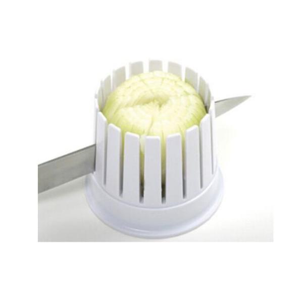 【商品概要】たまねぎをセットしてカットすれば簡単にオニオンブロッサムができる、オニオンブロッサムメーカーですお花のようにかわいく開いた、たまねぎを丸ごと揚げたオニオンブロッサム環境友好の材質で作られた商品なので体に悪い影響を及ぼさない。ご健...