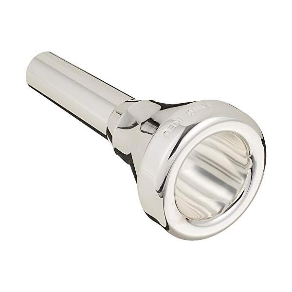 【商品概要】キング・マーチングブラスの伝統と技術に、革新的なアイディアを結集して進化を遂げた新しいシリーズ、Kシリーズのマウスピース。Made in USAの誇りにかけて、理想を追求した渾身のデザインです。カップ内径:25.5mm。カップの...