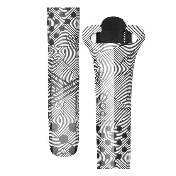 【商品概要】フルストロークを含む ほぼすべての自転車に適合 超軽量、わずか50グラム 長持ちする耐久性のある素材 取り付け簡単、工具不要 寸法: 540x65 mm (有効) 重量: 50 g 材質: 1 mm PP (ポリプロピレン)ほぼ...