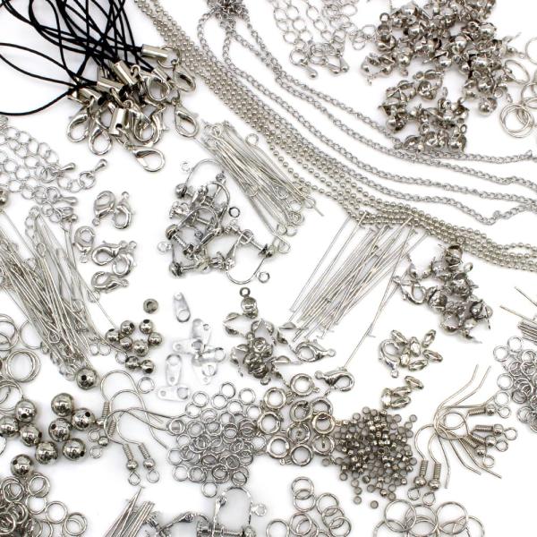 【商品概要】材質：ステンレスチェーンのみ材質はステンレスチェーン、それ以外は材質は合金カラー：シルバーセット内容 『100個 丸カン 直径4mm 線形0.7mm』 『100個 丸カン 直径6mm 線径0.8mm』 『100個 丸カン 直径8...