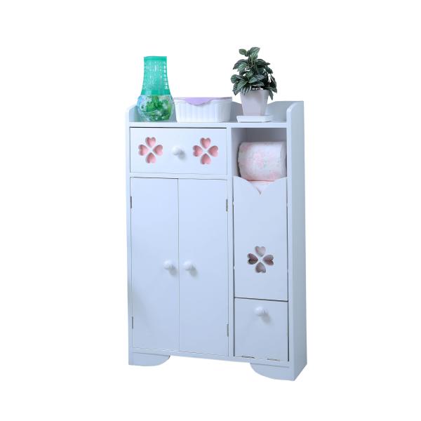 【商品概要】本体サイズ(約):幅45×奥行17×高さ70cm大きいワイド型。収納力抜群。かわいいクローバー柄があしらわれています。かわいいクローバー柄があしらってあります。トイレットペーパーを入れるもよし、掃除道具を入れるもよし、上段には芳...