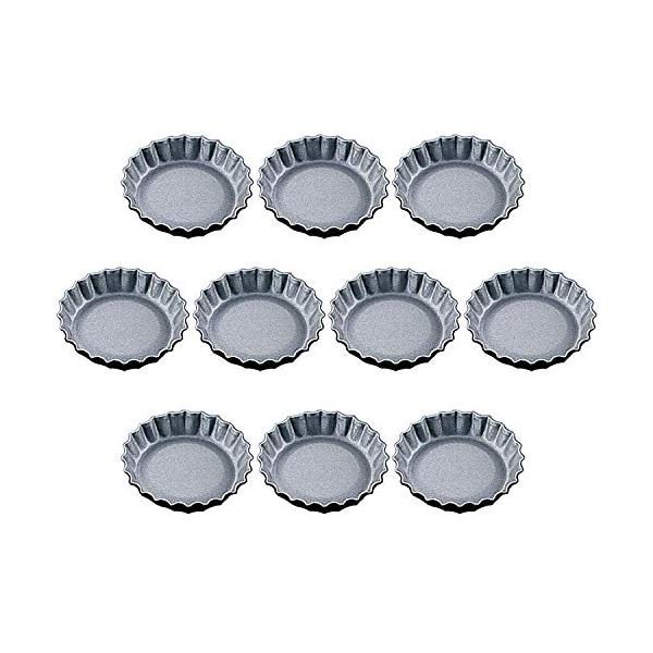 【商品概要】サイズ:直径約80×高さ14mm素材・材質:鉄・テフロンフッ素樹脂加工生産国:日本/燕市本体重量:23gセット内容:10個【商品説明】おいしいタルトをもっと手軽に楽しめる!しっかり焼けて手早く取れるテフロン加工のミニタルト型自分...