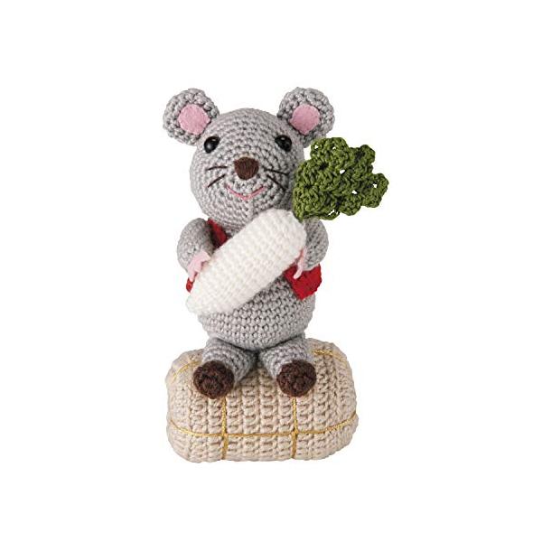 【商品概要】出来上がりサイズ約高さ16.5ｃｍ×幅8ｃｍ置き物です。用意するもの：3/0・4/0かぎ針、とじ針、刺しゅう針、縫い針、縫い糸（白・赤）、はさみ、厚紙、目打ちセット内容：毛糸、25番ししゅう糸、シャイニーリフレクター、フェルト、...