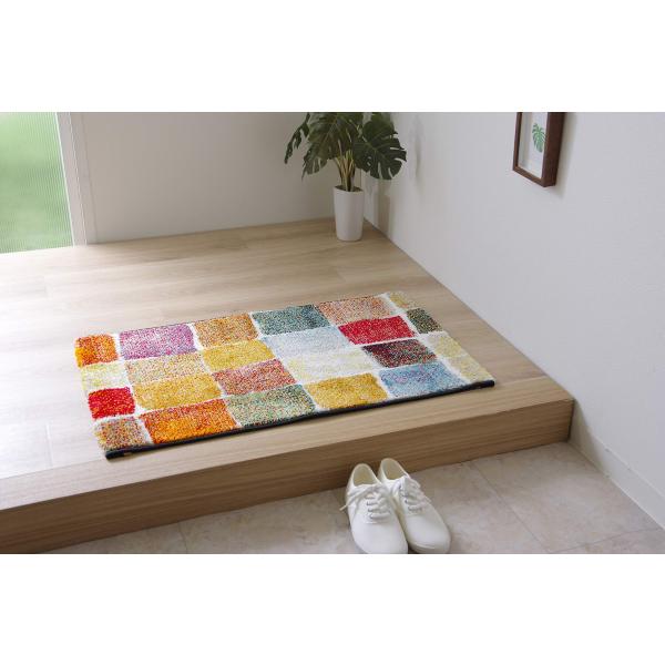 【商品概要】サイズ:約50×80cm　商品の厚み:約11mm原産国:トルコ製素材:ポリプロピレン100% 112,000ノット ※フリーゼセット糸使用 パイル長約9mmこの商品は洗えません※部分的に汚れたときは、市販のカーペットクリーナー、...