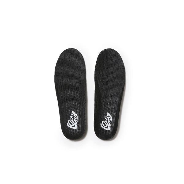 【商品概要】高反発”EVA Foam”をハニカム構造に構築。歩き心地が比較的硬いNIKE AIR JORDAN 1などのスニーカーも、このインソールを入れることでまるで”空気”の上を歩いているかのような歩き心地に早変わりさせます。通気性抜群...