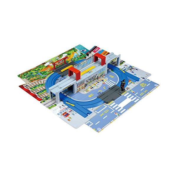 【商品概要】トミカ関連商品組み立てる必要がある素材:プラスチック付属品:可動レール、駅屋根、踏切警報器、駅架線パーツ、駅看板、シール【商品説明】説明商品紹介商品紹介 ひろげてすぐに遊べる! プラレールのマップが登場! ボックスを広げるとすぐ...