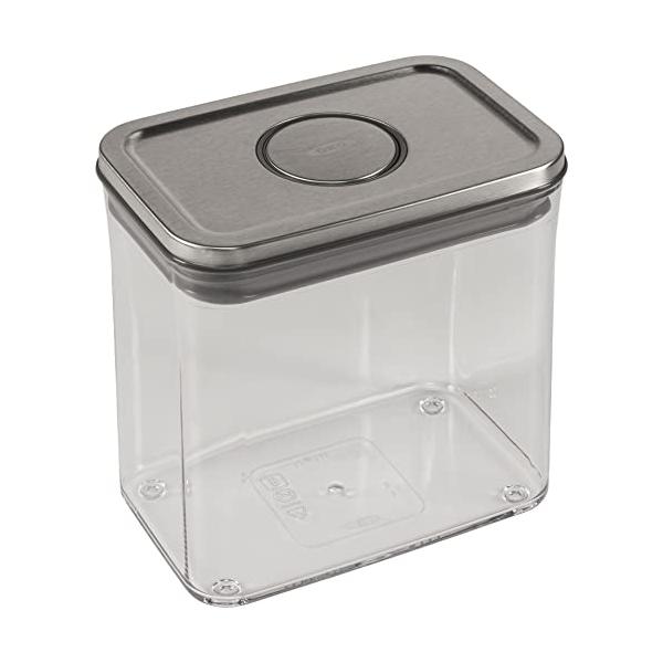 【商品概要】サイズ:L約16xW約11XH約16cm生産国:中国高級感のあるステンレスのデザインOXO ポップコンテナは、片手でボタンをプッシュするだけで簡単に開閉できる乾燥食品用 保存容器柔らかいシリコンでしっかり 密閉 でき、小麦粉 ・...