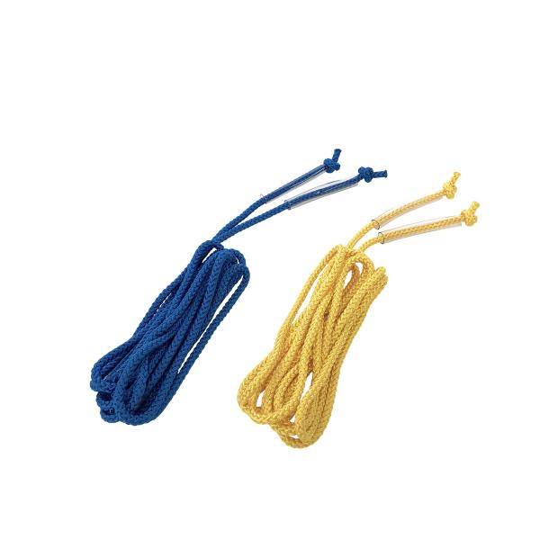 【商品概要】●2本1組（青/黄）●重さ400g●全長4.26m●ポリエステル8mm●グリップ部ビニールチューブ付【商品説明】説明●2色のロープでダブルダッチの初期トレーニングに適しています。●カラフルなカラーバリエーションで楽しさが広がりま...