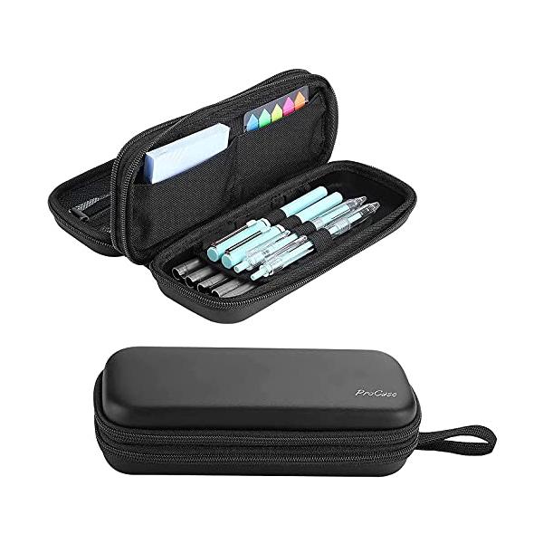 【商品概要】【仕様】サイズ：23 × 10 × 6cm、重量：約0.5kg；2層設計で大容量：ペン収容量は30~40本程度で、文具や小物もたっぷり収容できます。(ペンの太さによって異なる)【優れた保護性】水や汚れに強いEVA表面と、耐久性の...