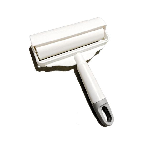 【商品概要】◆◆床に落ちてるゴミが気になってしまうあなたへ◆◆使いやすいコロコロ粘着クリーナー細かいゴミが落ちていて気になる、でも掃除機を出すのはめんどくさい。洋服に毛がついて困るそんなときにピッタリなのがこちらのコロコロクリーナーですコン...