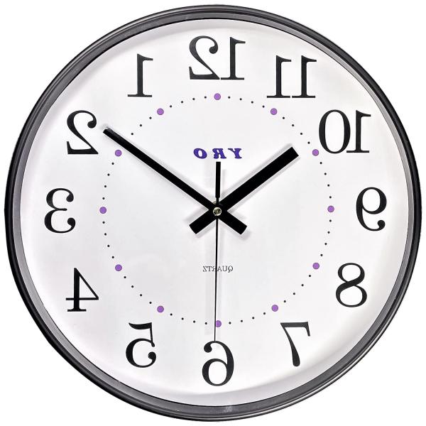 【商品概要】このユニークな時計は逆回転時計です。文字が反転していますので鏡に映してみると通常の時計に見えます。美容室、理容室、ダンス教室、洗面所、化粧室などで後ろの壁に掛けて使用します。ムーブメント：クオーツでステップ秒針、針は秒針、分針、...