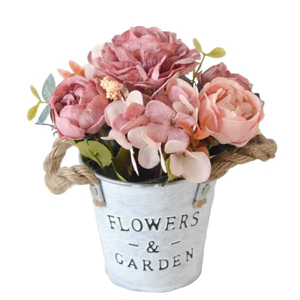 【商品概要】サイズ:高さ：19cm、直径：18cm。(鉄バケツの直径は7.5cm)素材:葉 花 / イミテーション フェイクグリーン 造花 (プラスチック)、鉢植え / 鉄バケツ【本物そっくり】プラスチック製ですが、遠くから見れば、生き生き...