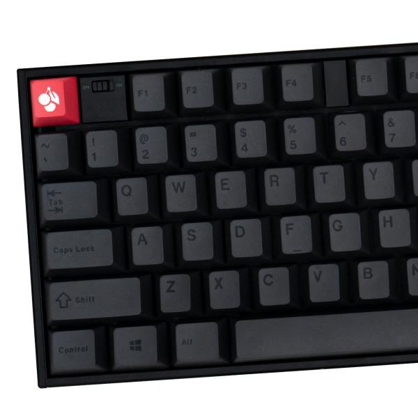 【商品概要】【PBTキーキャップ】このダークグレーのキーキャップは、高品質のPBT素材と抗グリースコーティングで作られているので、キーキャップの伝説は非常に明確で、格好良いフォント、タッチに優れて、厚くて耐久性があります。高度な昇華技術で伝...