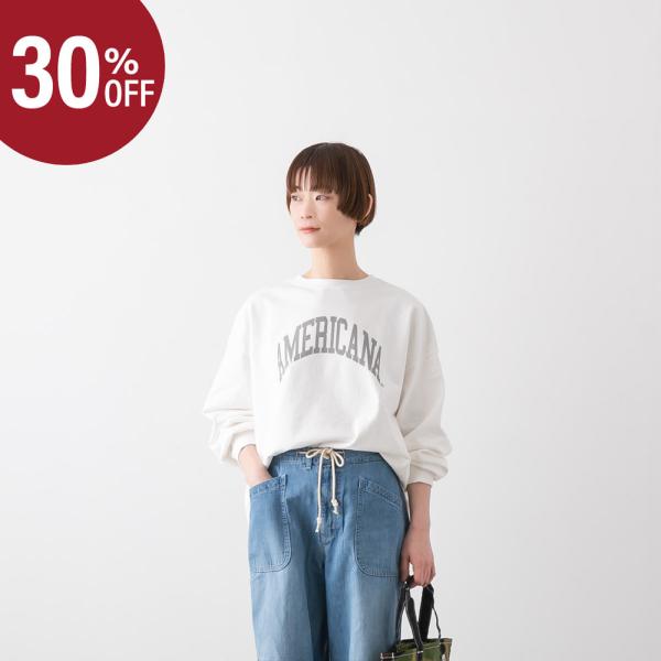 USED加工が洒落感を引き立てる、Americanaの長袖Tシャツ。ヴィンテージライクな風合いに仕上げ、デイリーの装いに抜け感とこなれ感を添えてくれます。程よくゆとりのあるシルエットと、肩の力を抜いたドロップショルダーがリラックス感のある着...