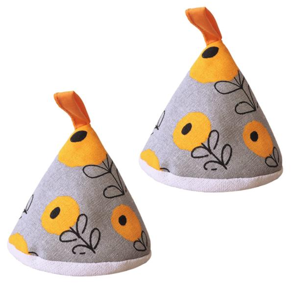 【商品概要】【鍋つかみ 三角 2個+S字フック2個】猫の耳みたいな形がよく、ちょっと取り出していい感じに使えます。2個ついてますし、S字フックも2個ついてるので、助かります！様々な鍋のようなタイプの取っ手や蓋の鍋は、調理中は熱くて直接持てな...